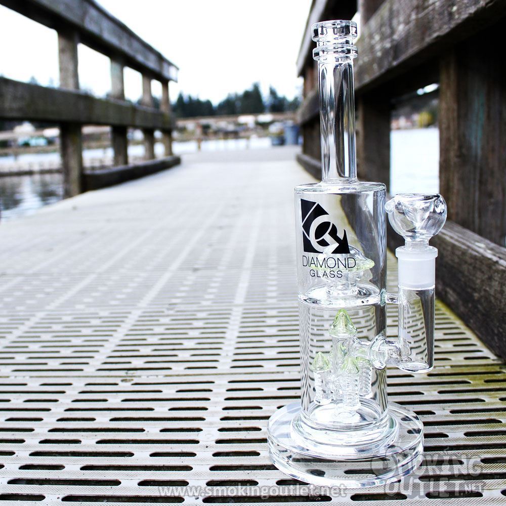 4-Bullet and UFO Perc, Double Chamber Bong by Diamond Glass | Smoking ...