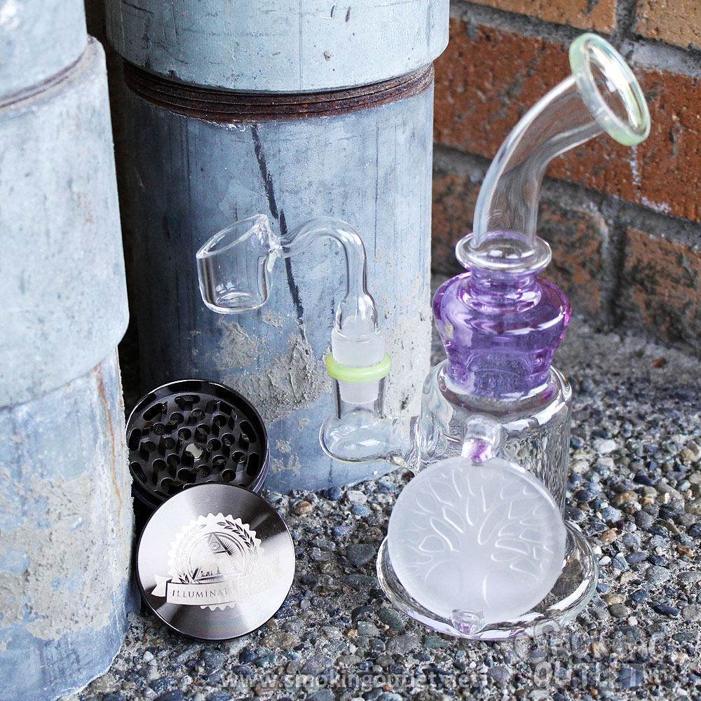 The Giving Tree Dab Rig by Illuminati Glass | Smoking Outlet