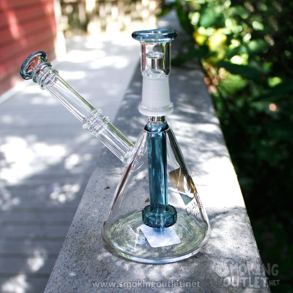 Mini Beaker Dab Rig by Diamond Glass | Smoking Outlet